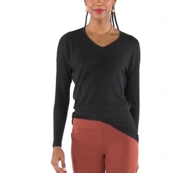CAbi | Tops | Cabi Serenity Long Sleeve Top Tee In Black Coffee Style ...